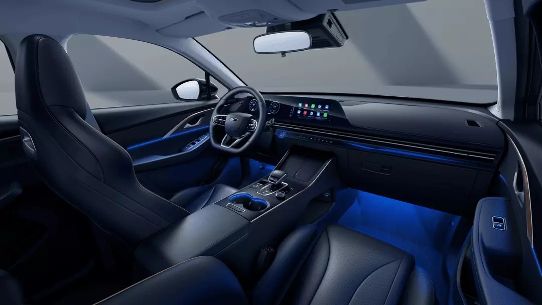 مشخصات فنی FX | موتور، گیربکس و آپشن ها